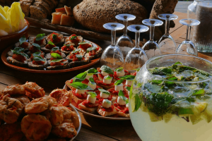 7 Tips for Planning a Business Cocktail Reception | The Loft on King